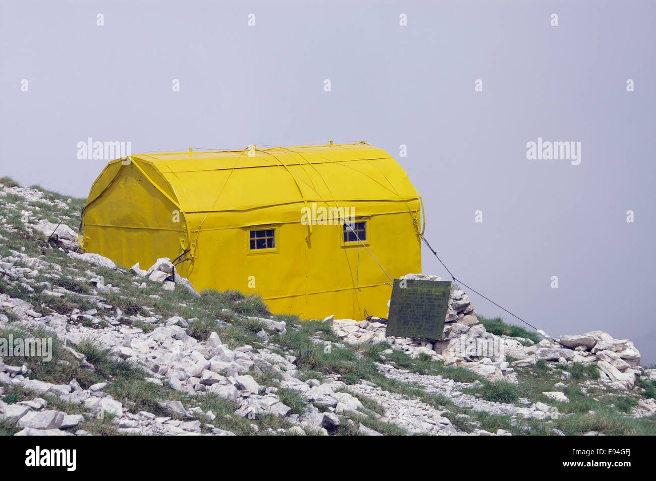 Bivouac Carlo Fusco - Amphitheatre of Murelle - Majella National Park ...