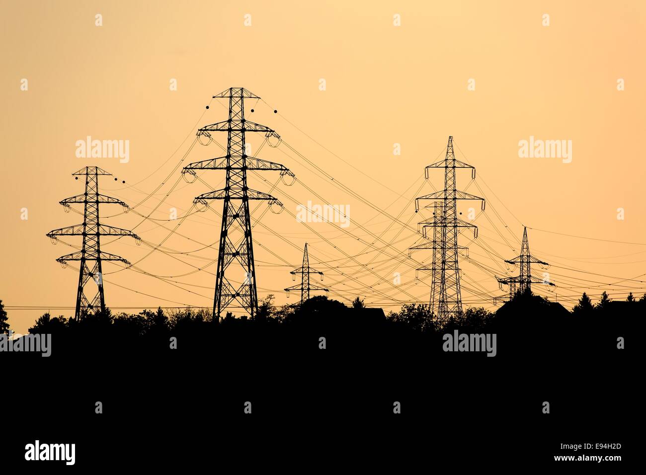 Electricity supply system hi-res stock photography and images - Alamy