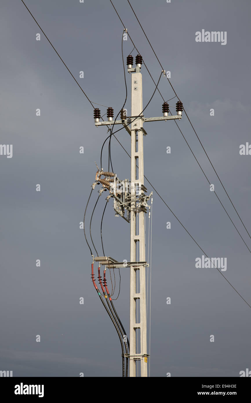 Concrete pillar power lines hi-res stock photography and images - Alamy