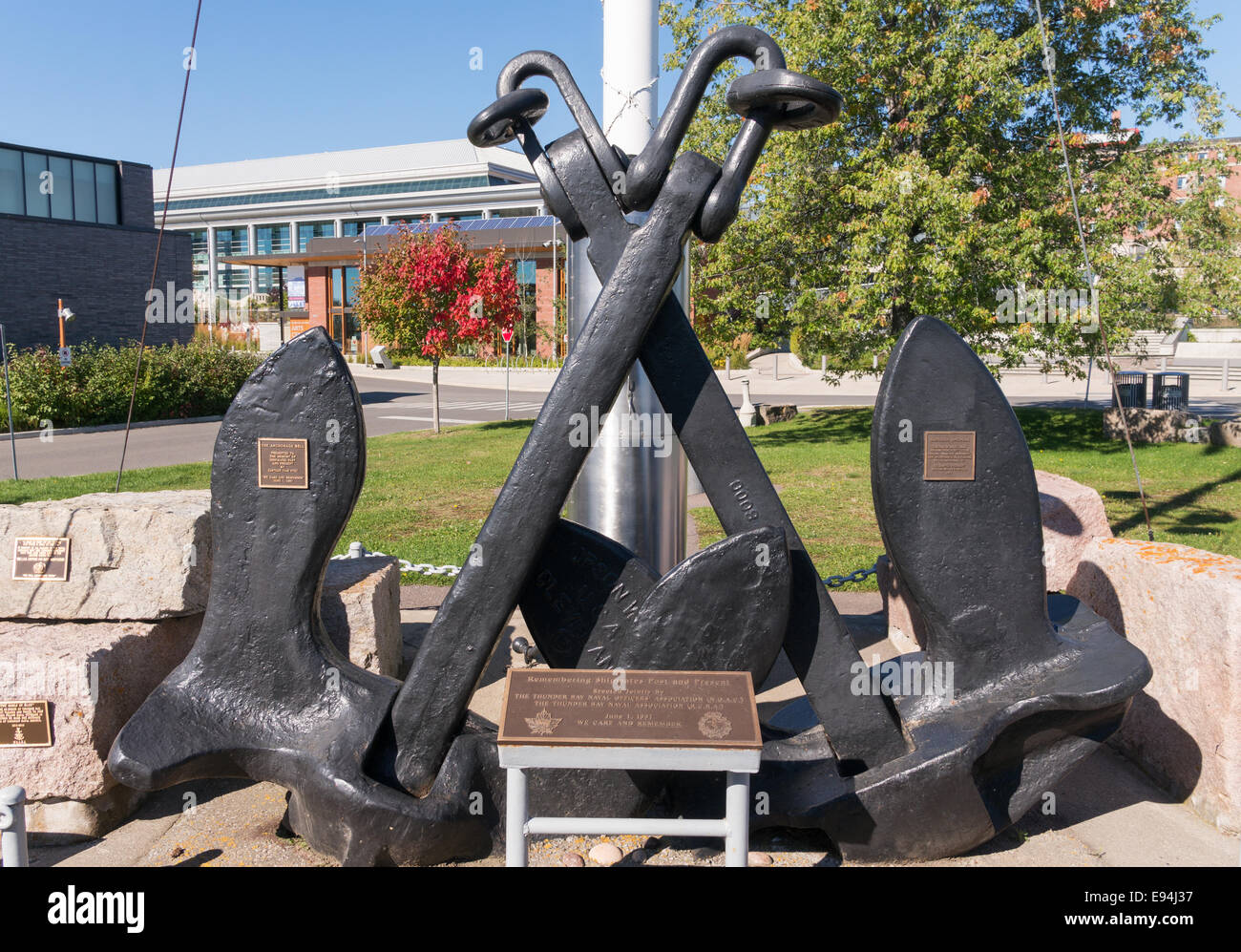 Memorial anchor hi-res stock photography and images - Alamy