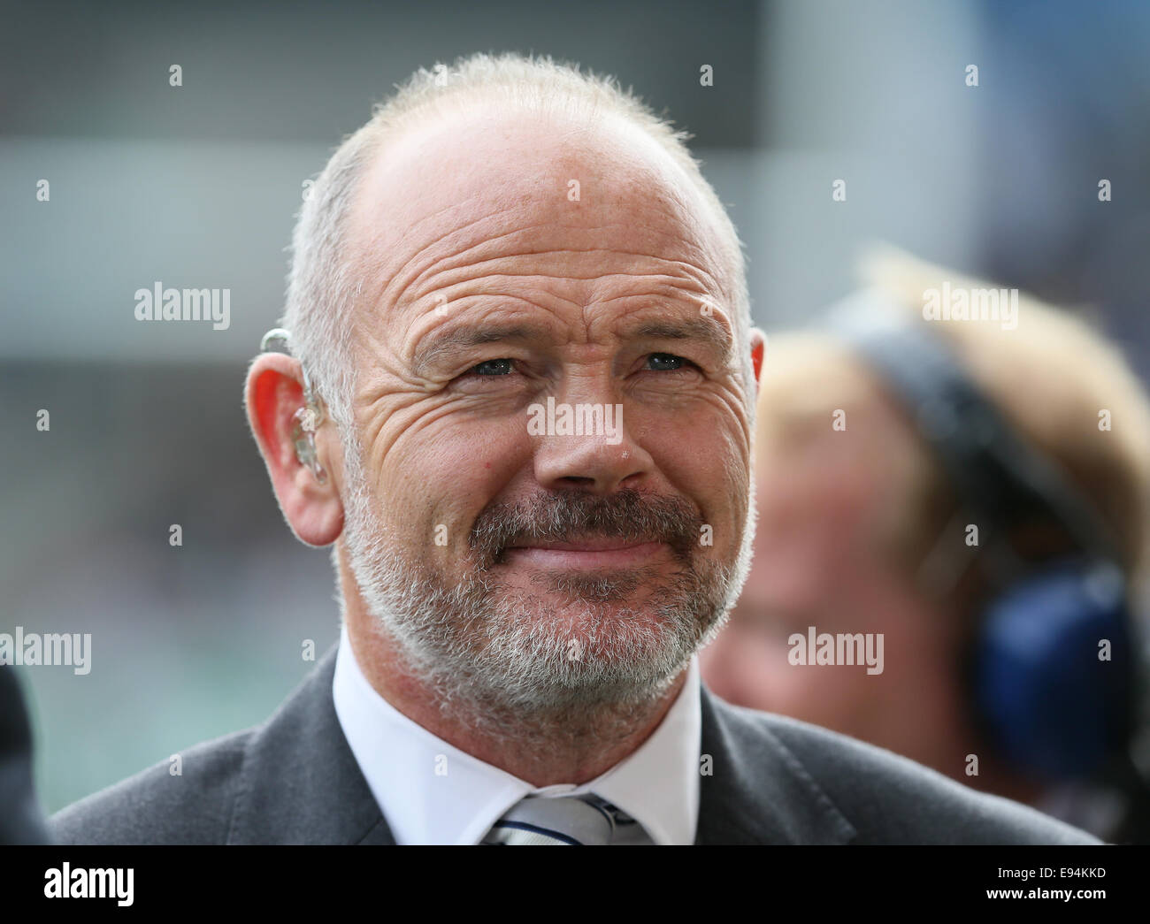 Ieuan evans rugby 2014 hi-res stock photography and images - Alamy