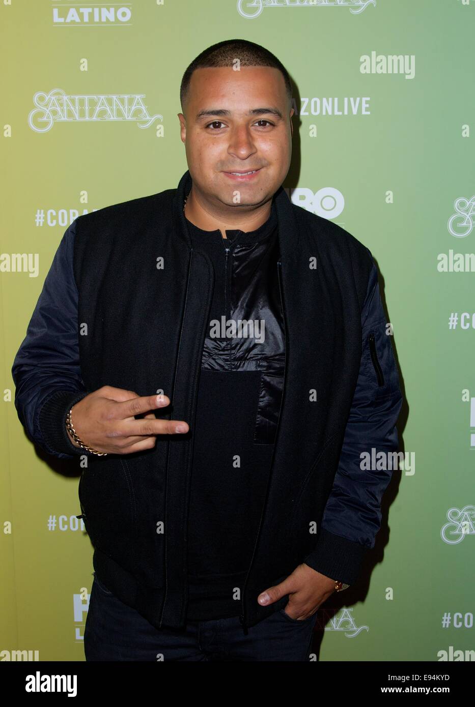 Red de corazon hi-res stock photography and images - Alamy