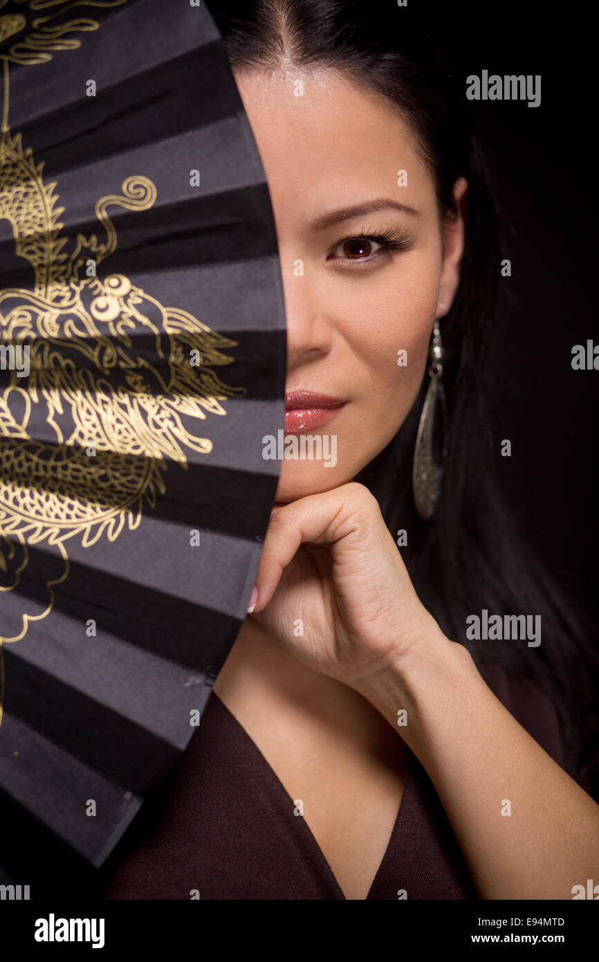 Asian girl fan hi-res stock photography and images - Alamy