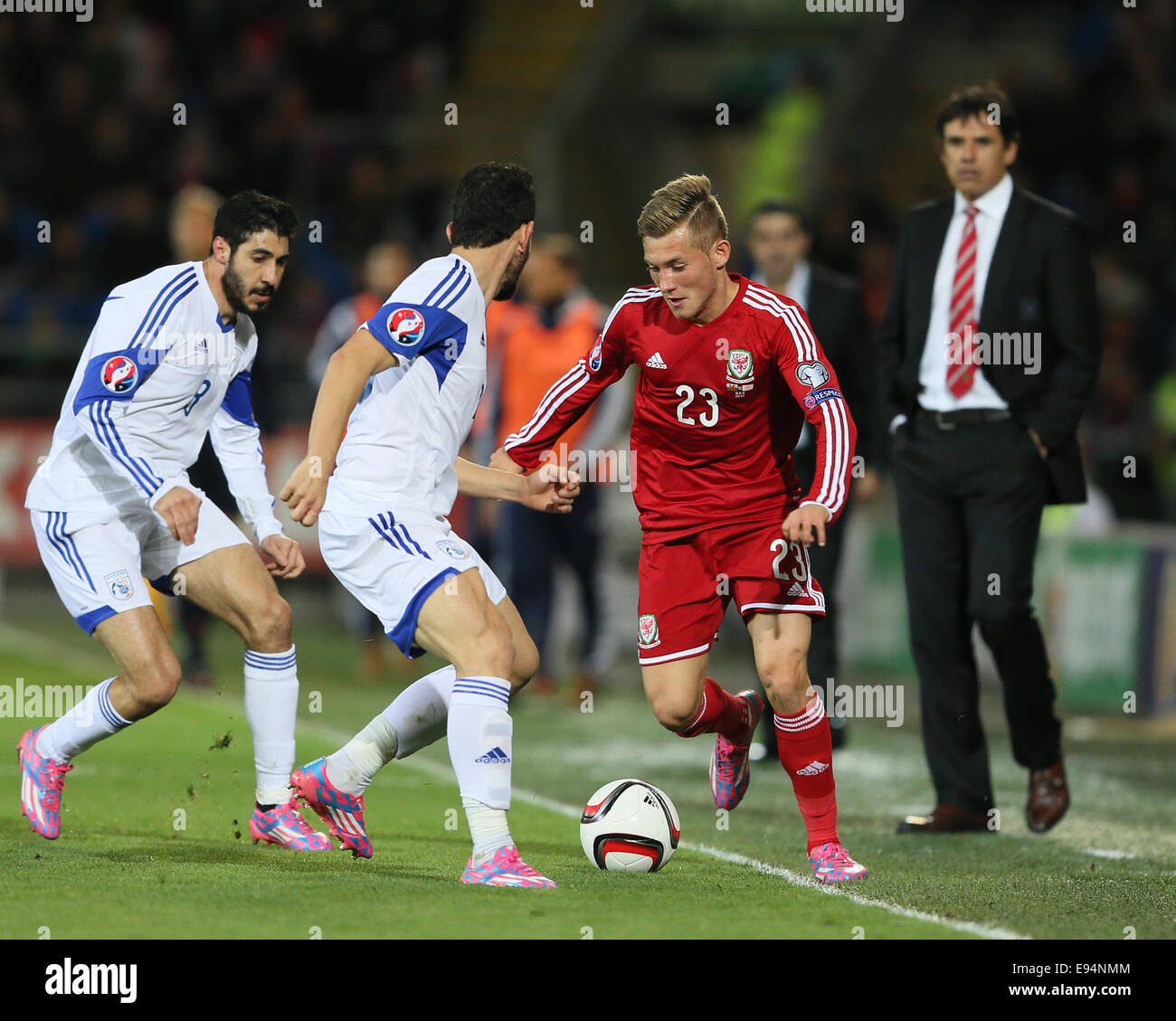 Wales manager chris coleman hi-res stock photography and images - Alamy