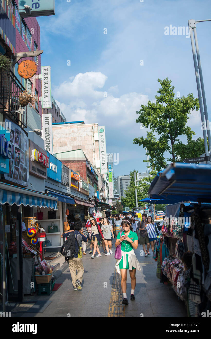 Itaewon hi-res stock photography and images - Alamy