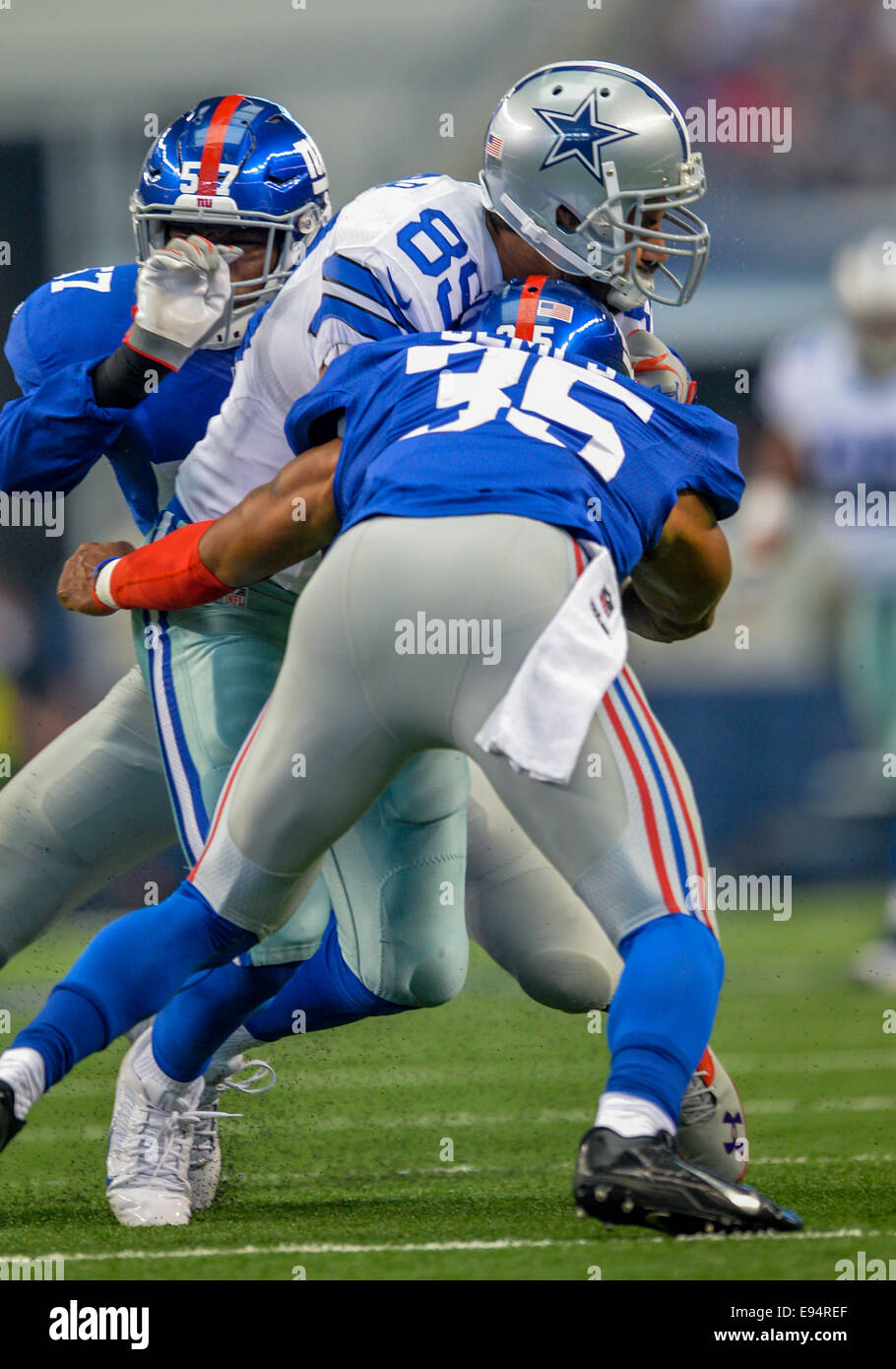 Nfl helmet hit hi-res stock photography and images - Alamy