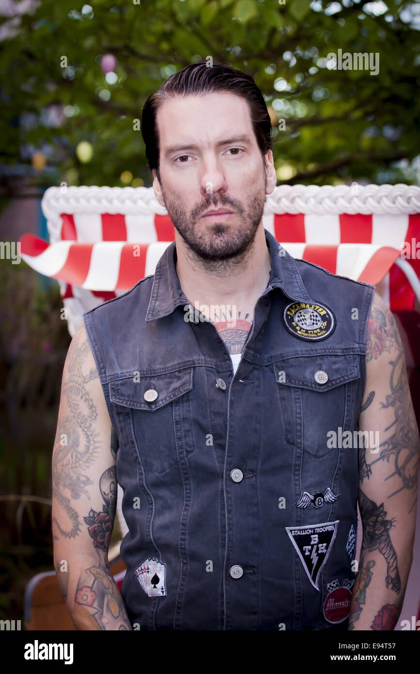 Boss hoss performing live private hi-res stock photography and images ...