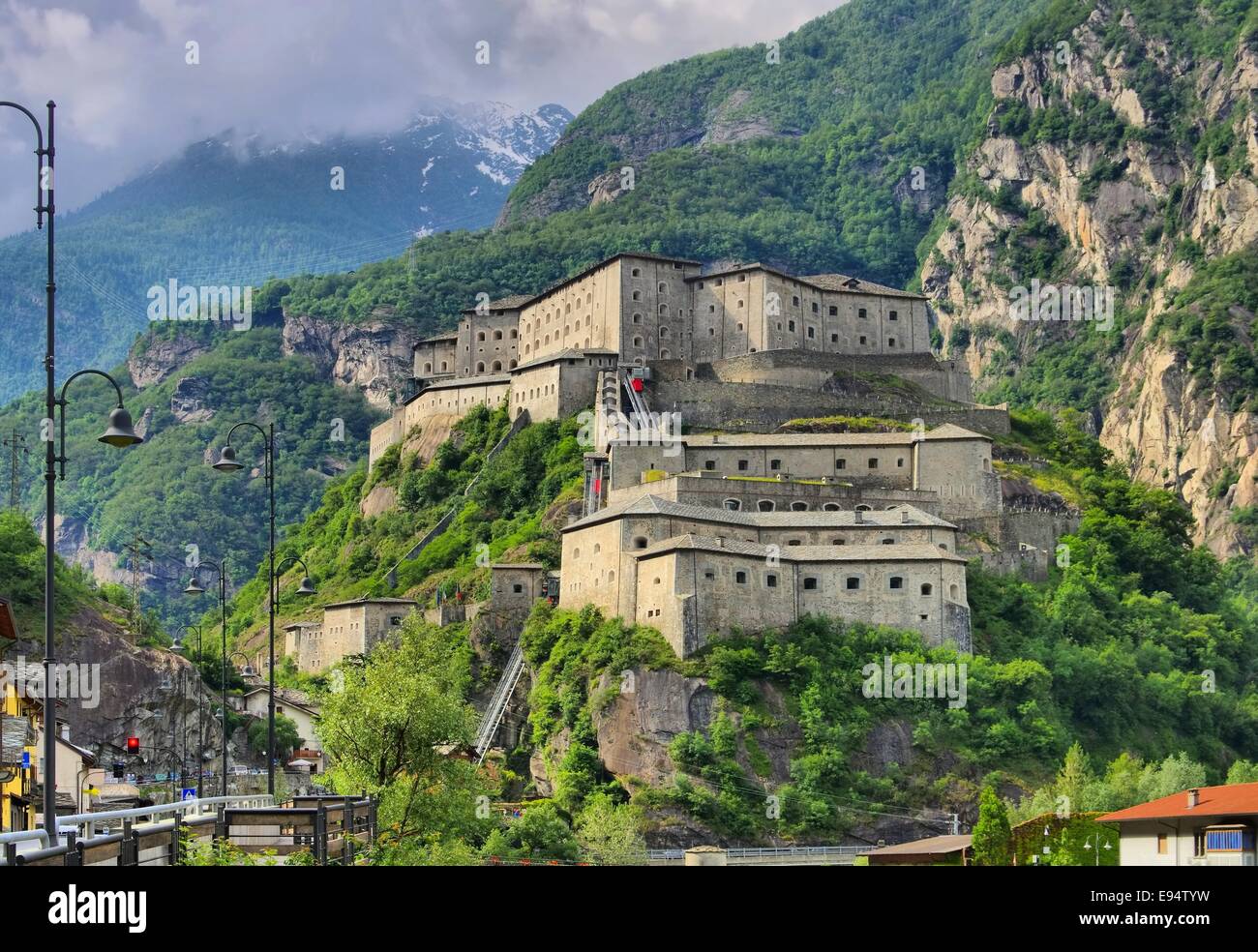 Castle bard hi-res stock photography and images - Alamy