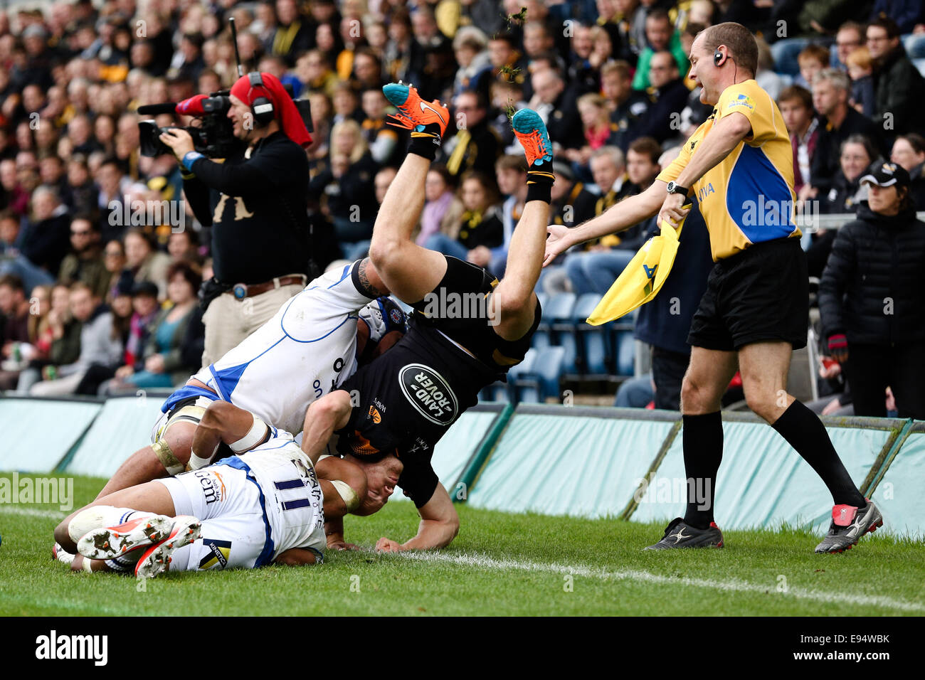 London, UK. 12th Oct, 2014. Bath's Leroy Houston upends London Wasps ...