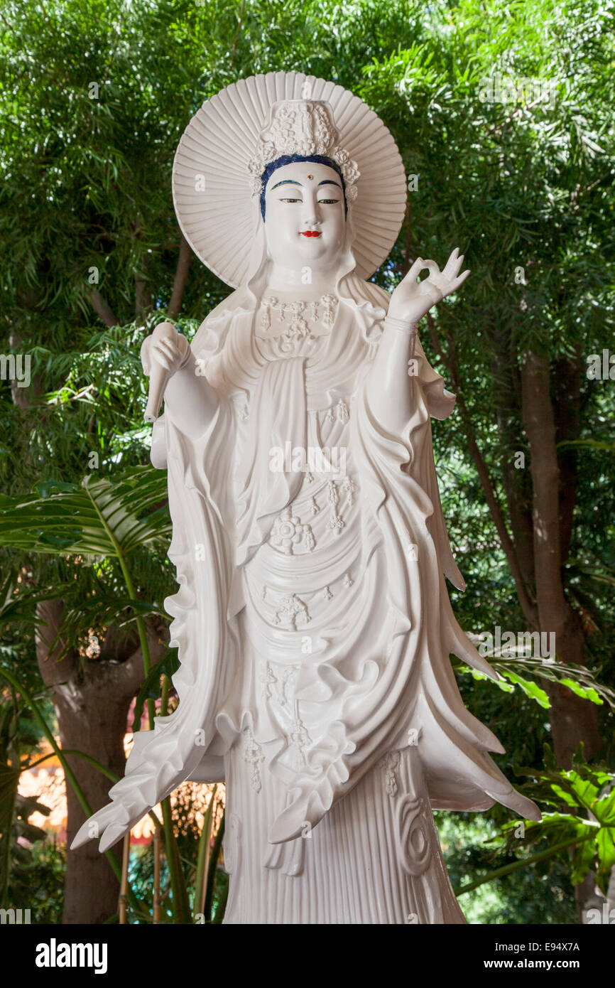 Guanyin hi-res stock photography and images - Alamy