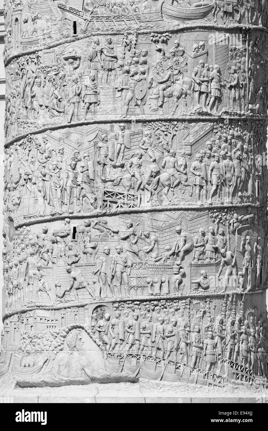 Roman column. Italy Stock Photo - Alamy