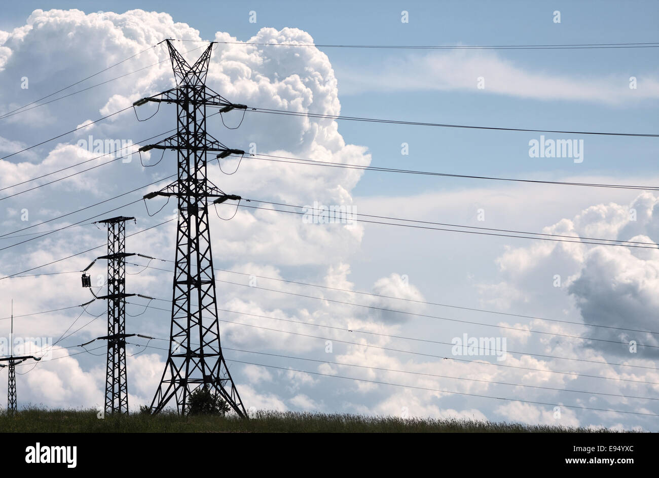 Transmission line hi-res stock photography and images - Alamy