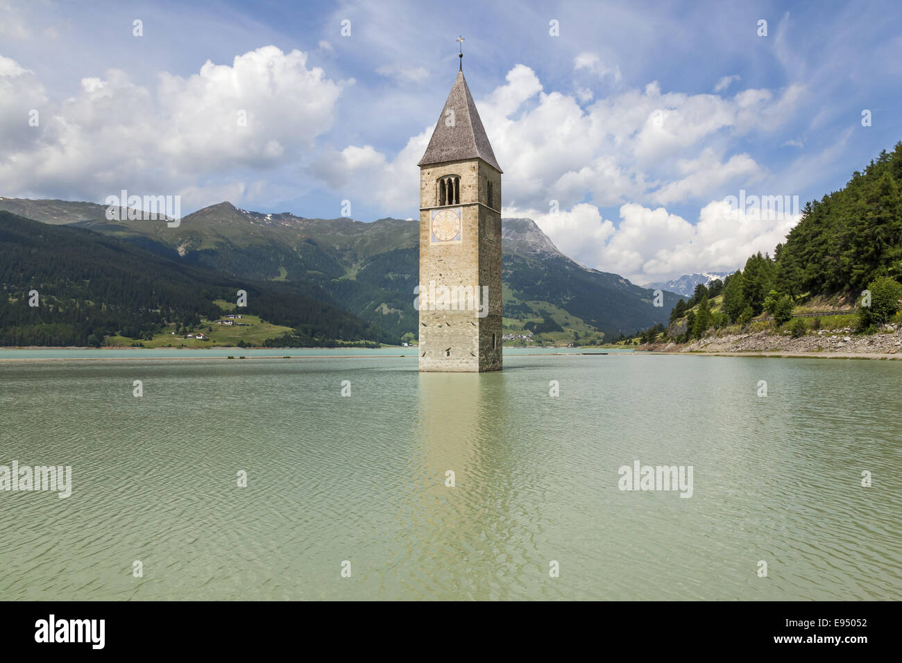 Lago reschensee hi-res stock photography and images - Alamy