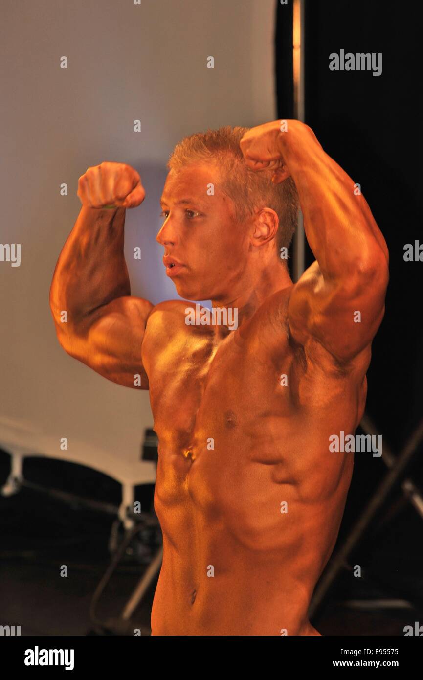 Roosendahl, The Netherlands. 19th Oct, 2014. Male bodybuilders showing ...