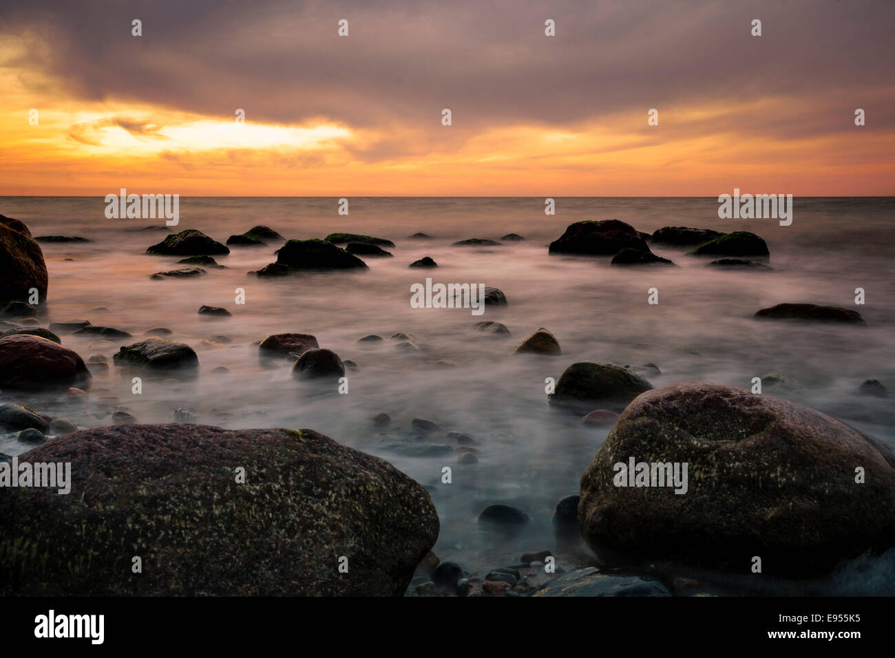 Stretch of rocks hi-res stock photography and images - Alamy