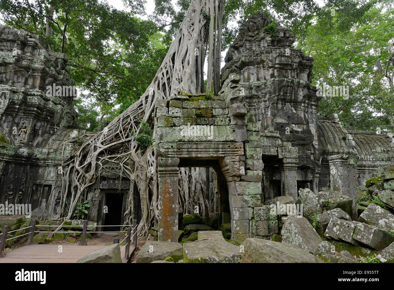 Overgrown Temple Overgrown Temples Stock Illustrations – 191