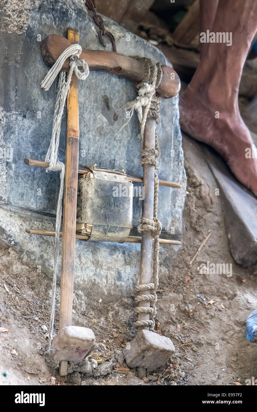 Myanmar produce hi-res stock photography and images - Alamy