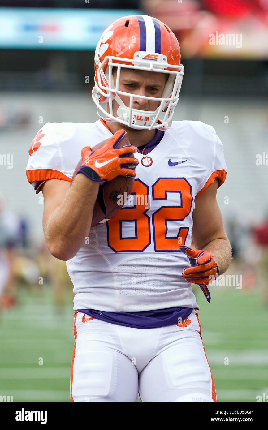 Alumni Stadium. 18th Oct, 2014. Clemson Tigers wide receiver Adrien ...