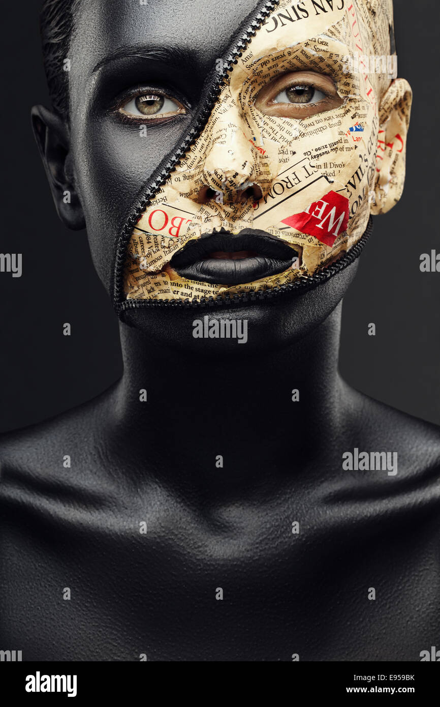 Lock lips hi-res stock photography and images - Alamy