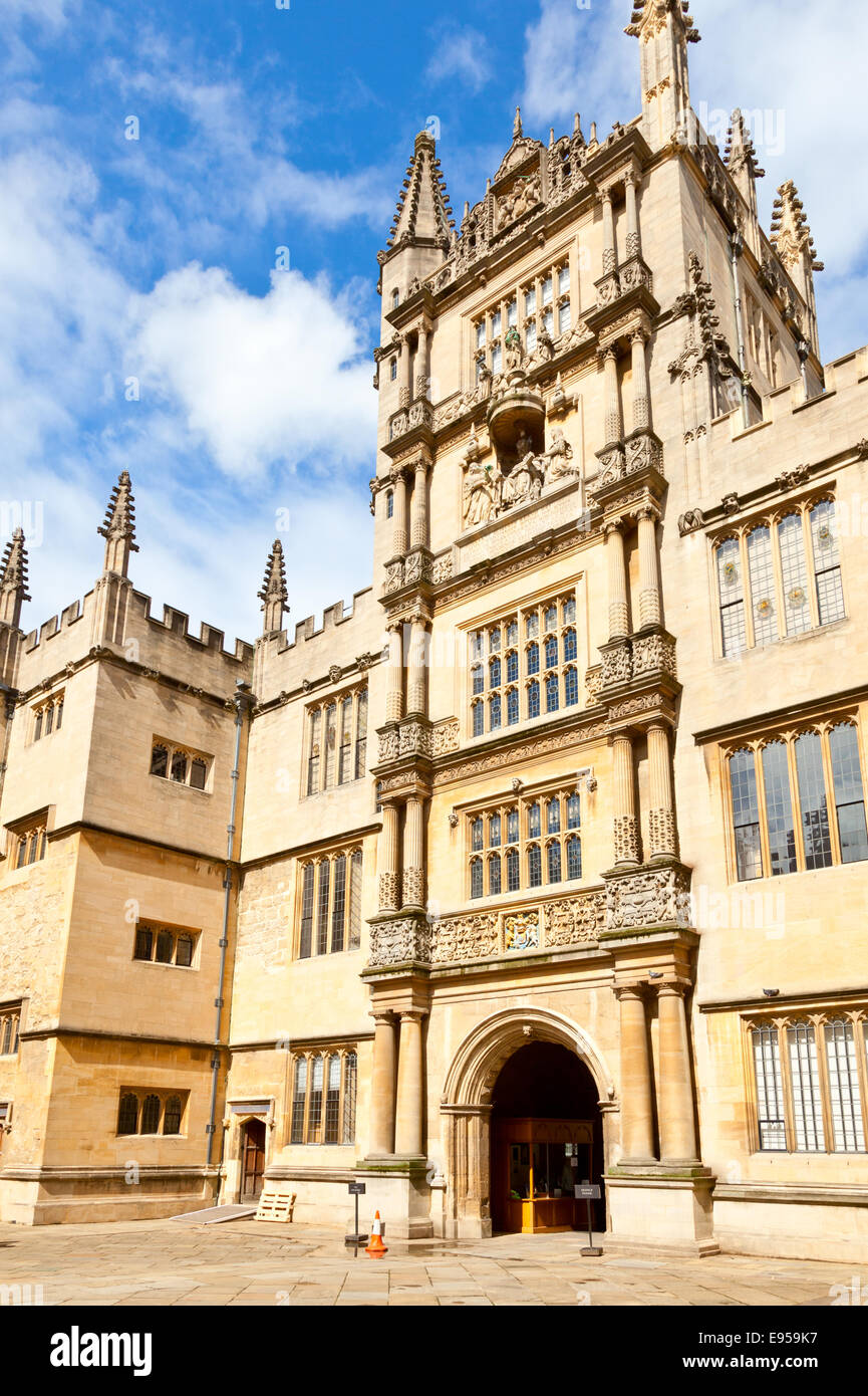 Tower of five orders hi-res stock photography and images - Alamy