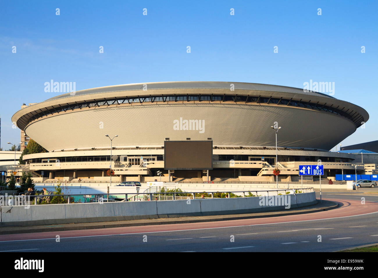 Entertainment arena hi-res stock photography and images - Alamy
