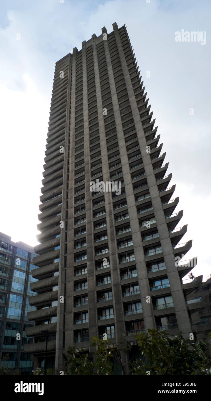 1960s tower block in london hi-res stock photography and images - Alamy