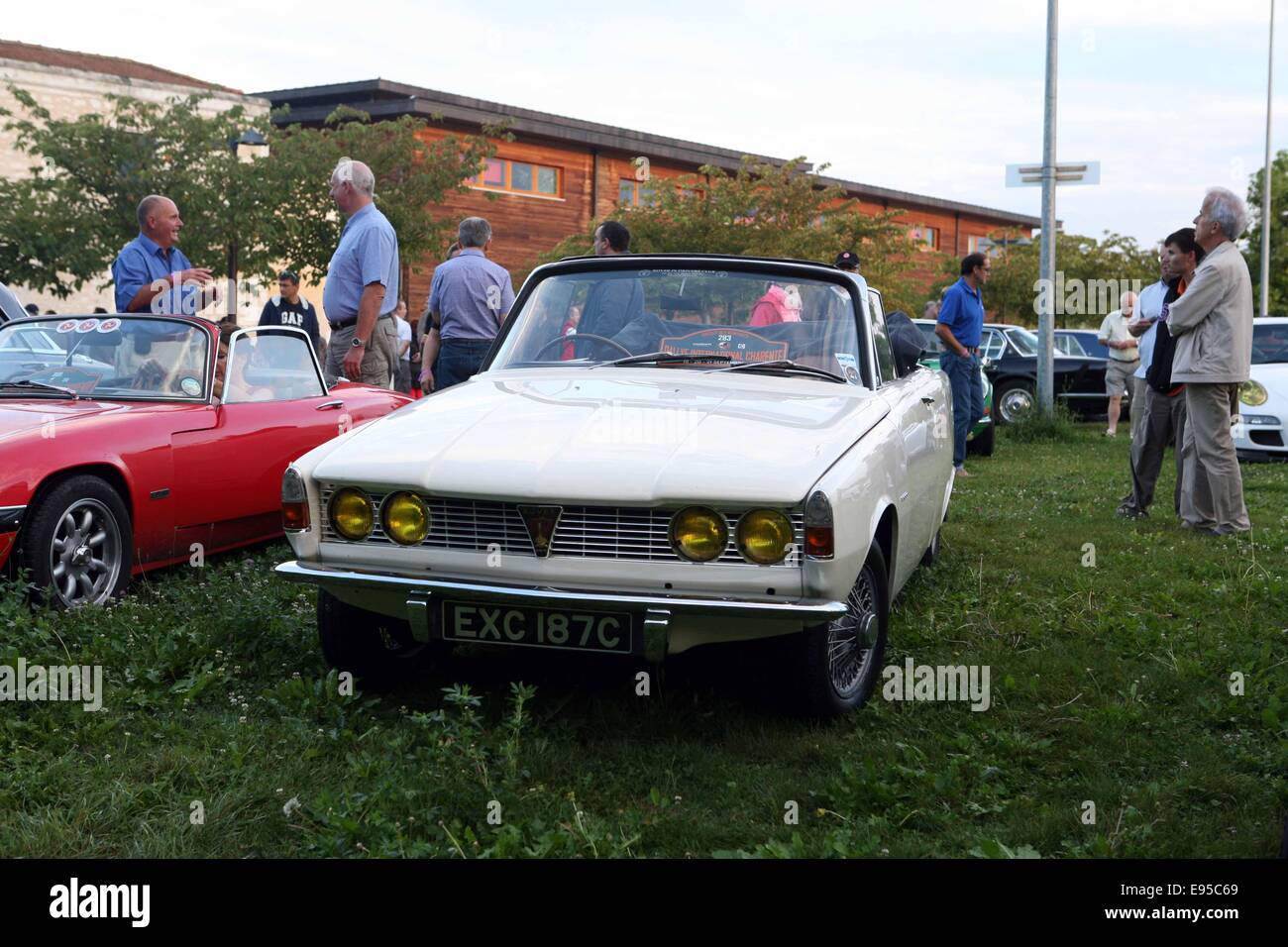 Rare Rover 2000 convertible Stock Photo - Alamy