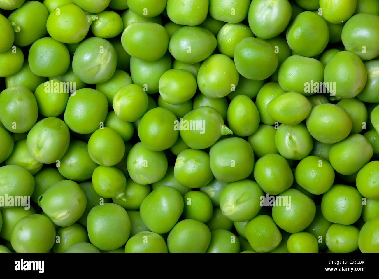 Delicious peas hi-res stock photography and images - Alamy