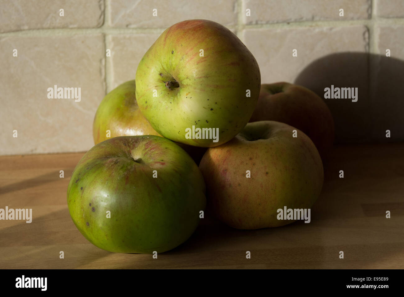 Cooking with fruit hi-res stock photography and images - Alamy