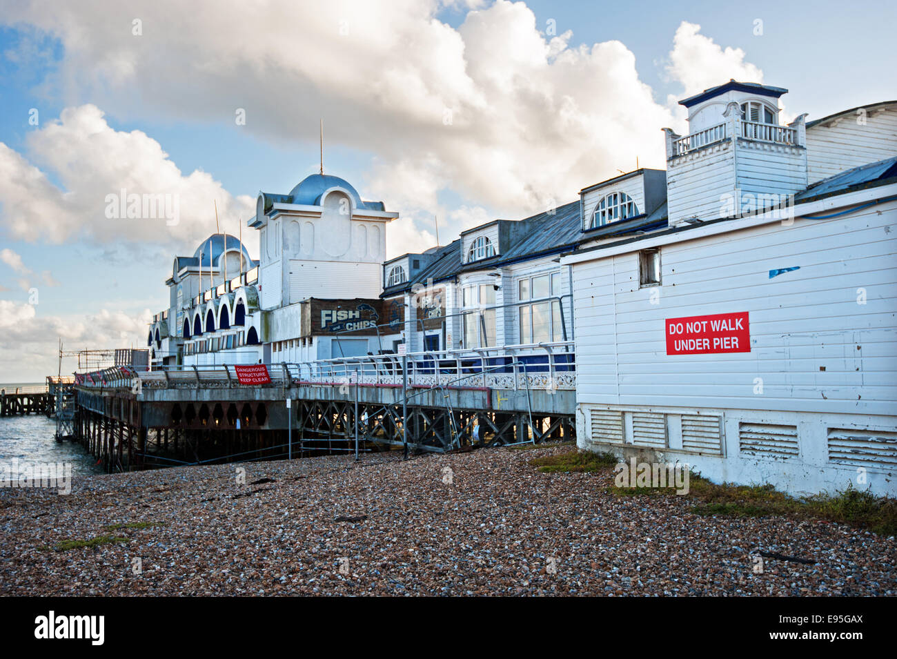 Repair work goes on on South Parade Pier, Southsea seafront Stock Photo ...
