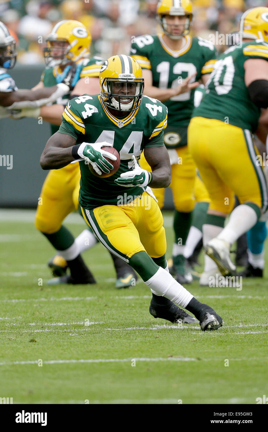Green bay packers defensive line hi-res stock photography and images ...