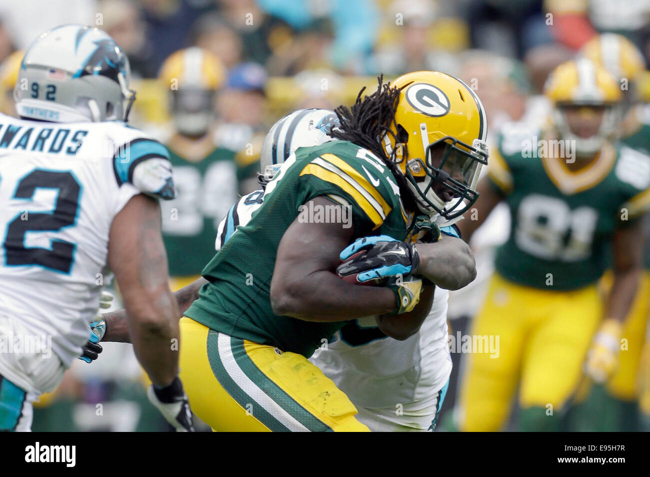Green bay packers defensive line hi-res stock photography and images ...