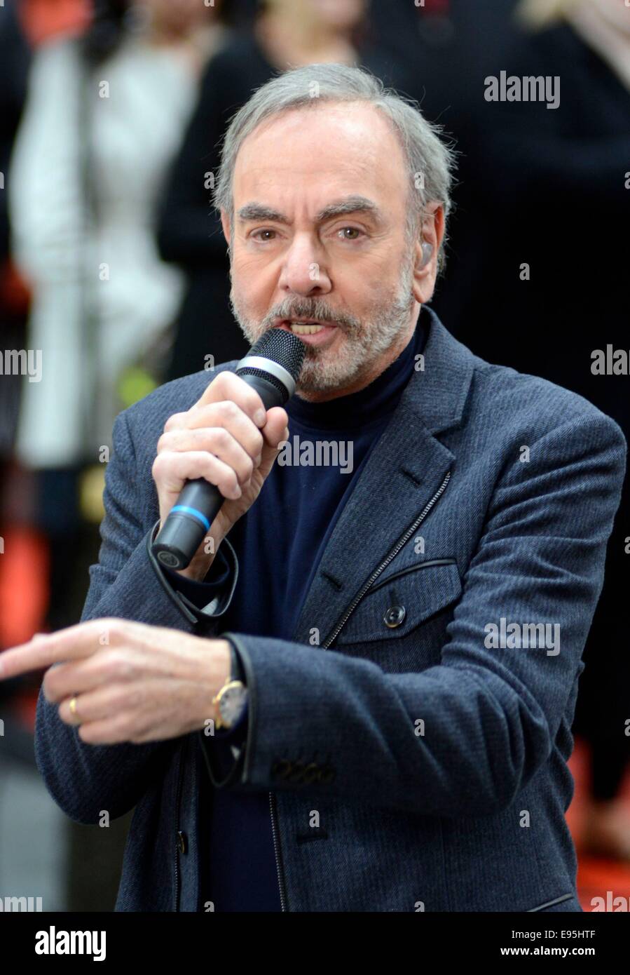 New York, NY, USA. 20th Oct, 2014. Neil Diamond on stage for NBC TODAY ...