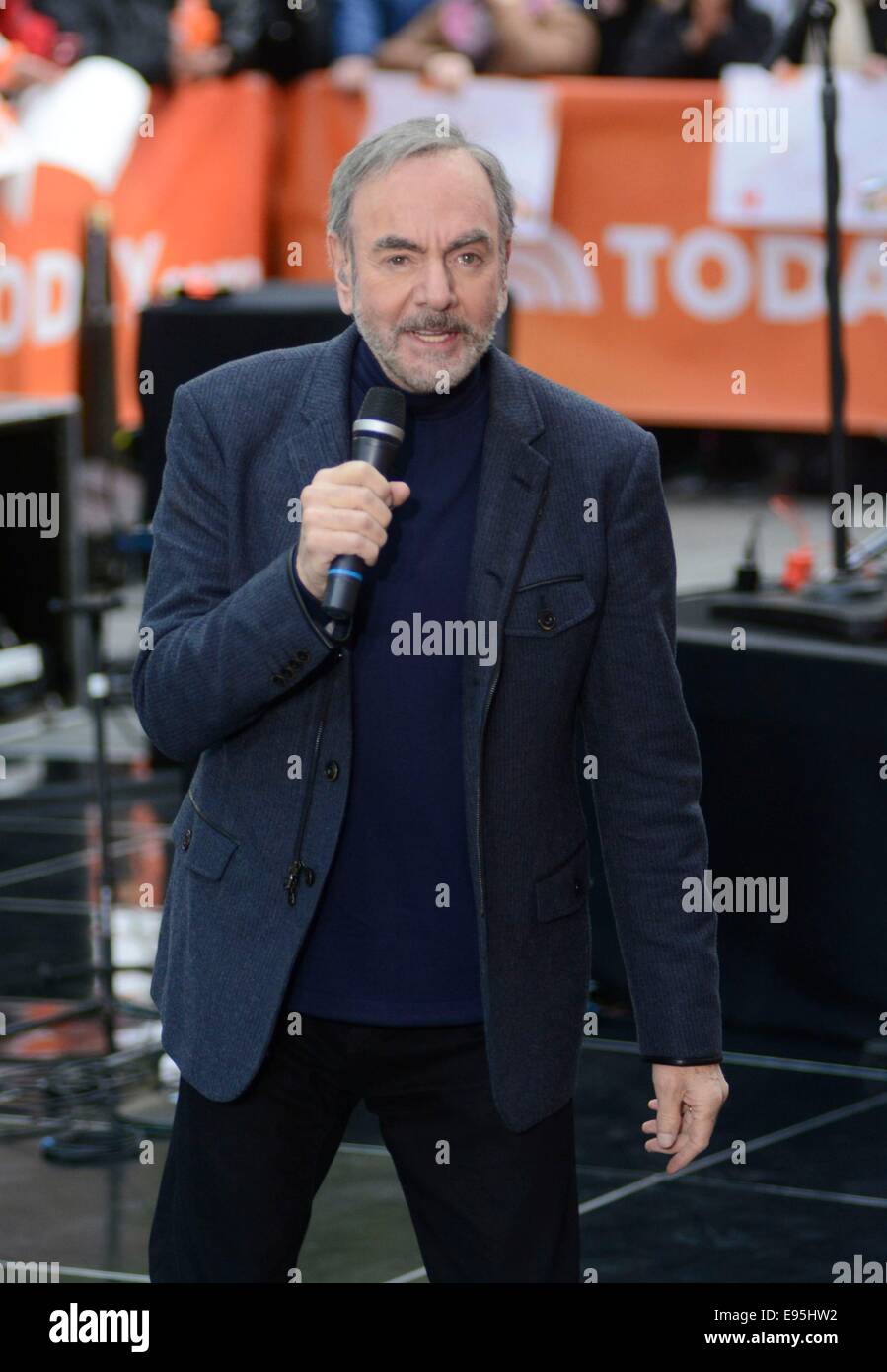New York, NY, USA. 20th Oct, 2014. Neil Diamond on stage for NBC TODAY ...