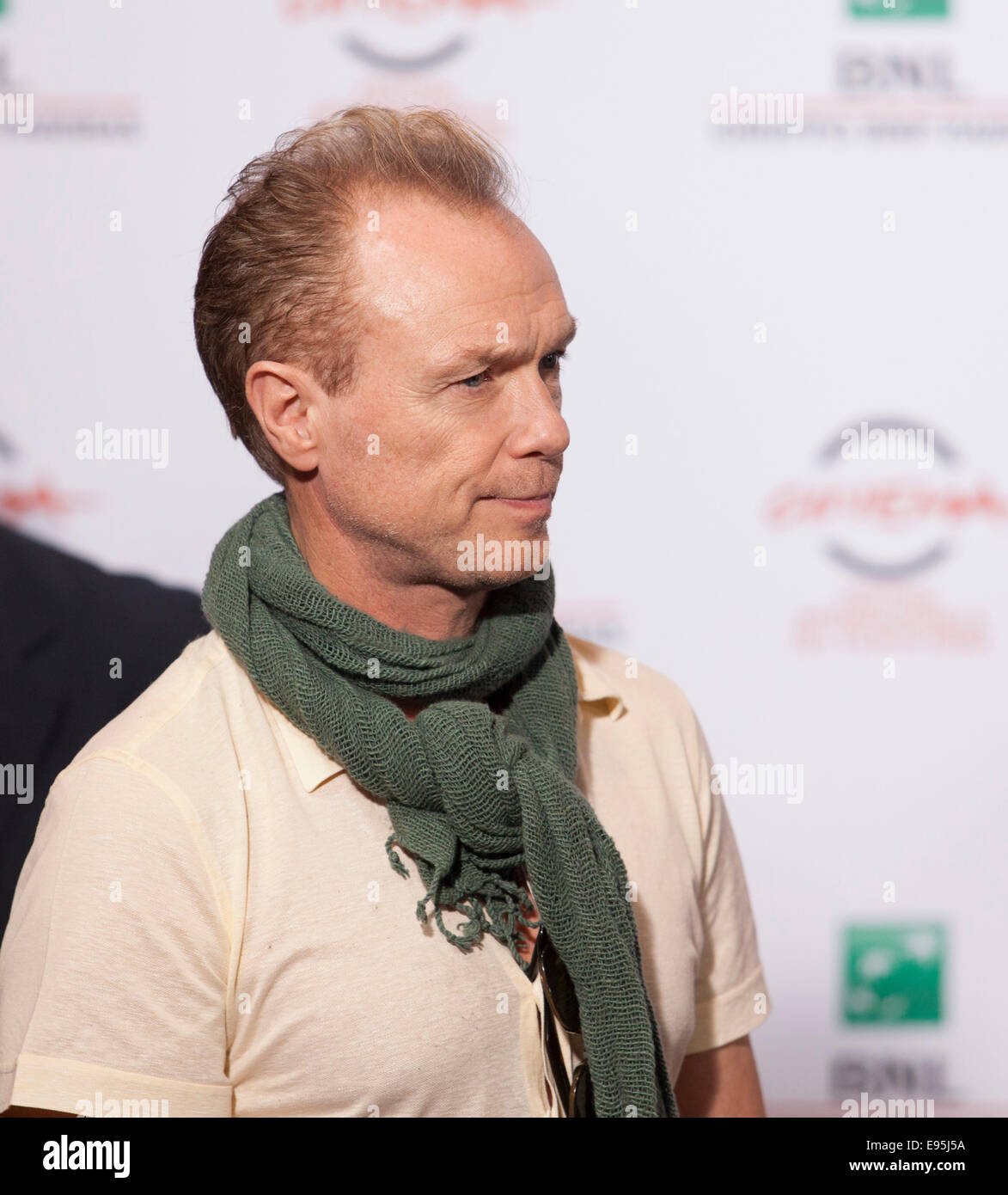 Gary kemp spandau ballet hi-res stock photography and images - Alamy