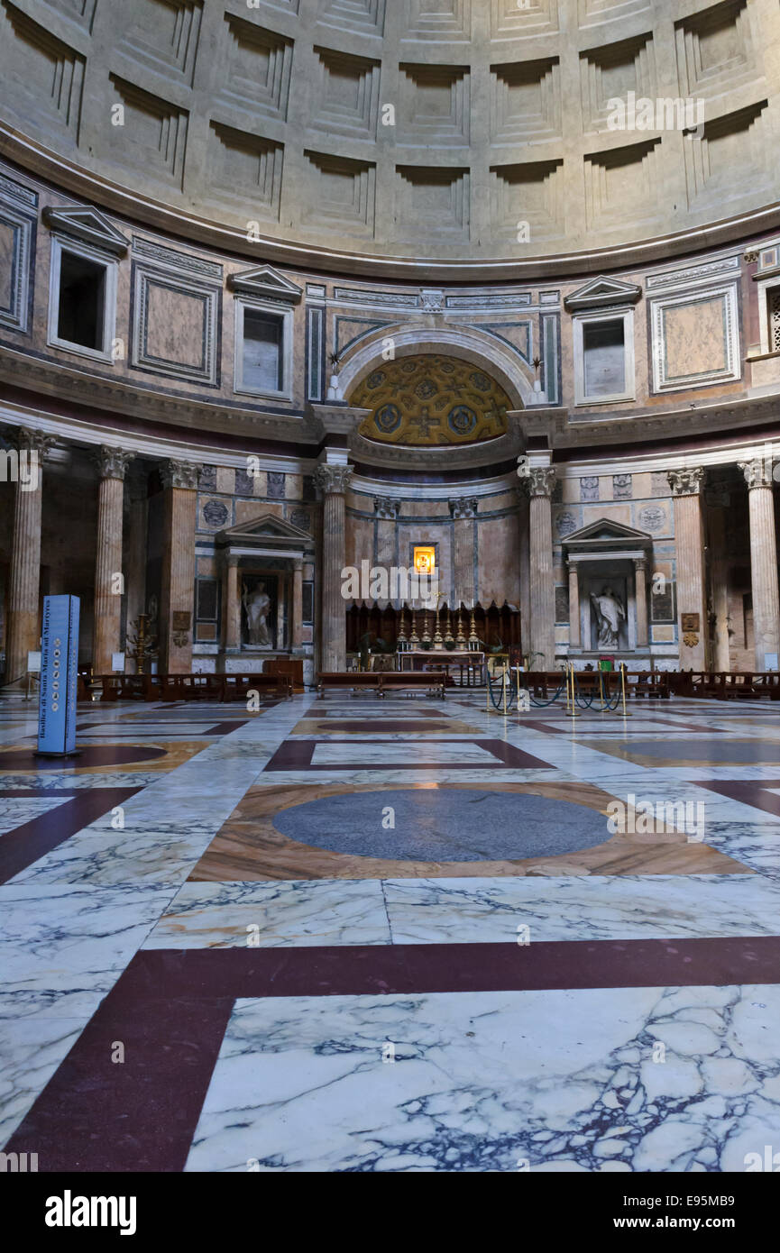The beautiful interior of the iconic Pantheon in the City of Rome ...