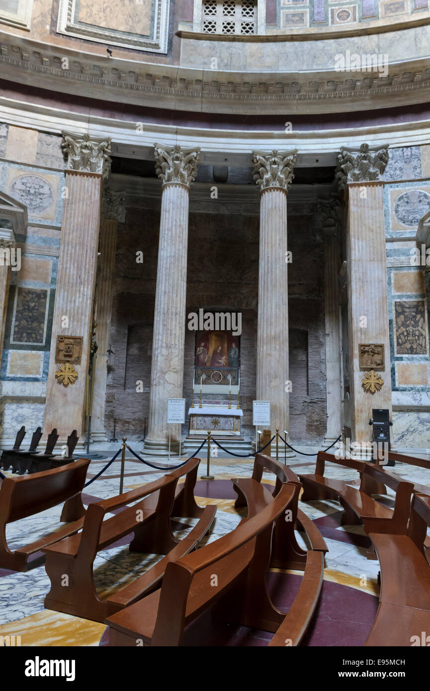 Pantheon interior with decoration in rome hi-res stock photography and ...