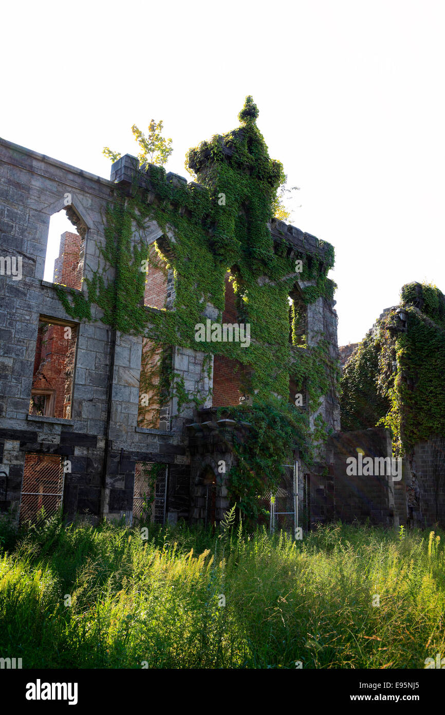 Roosevelt Island Smallpox Hospital Ruins Abandoned