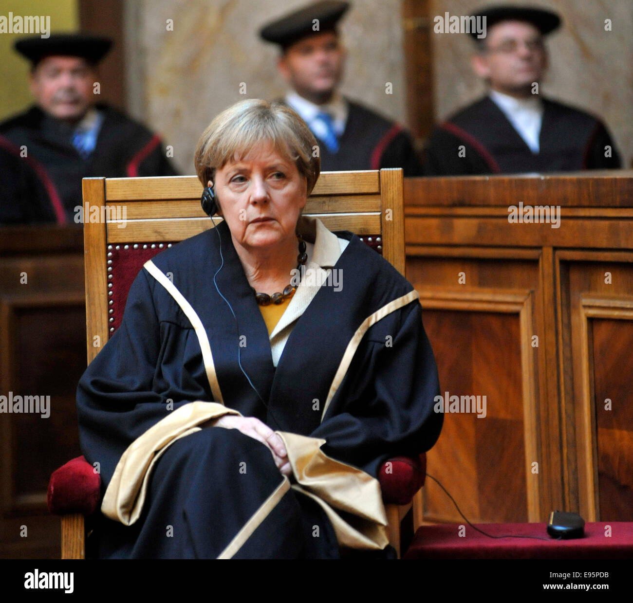 2014 german chancellor angela merkel hi-res stock photography and ...