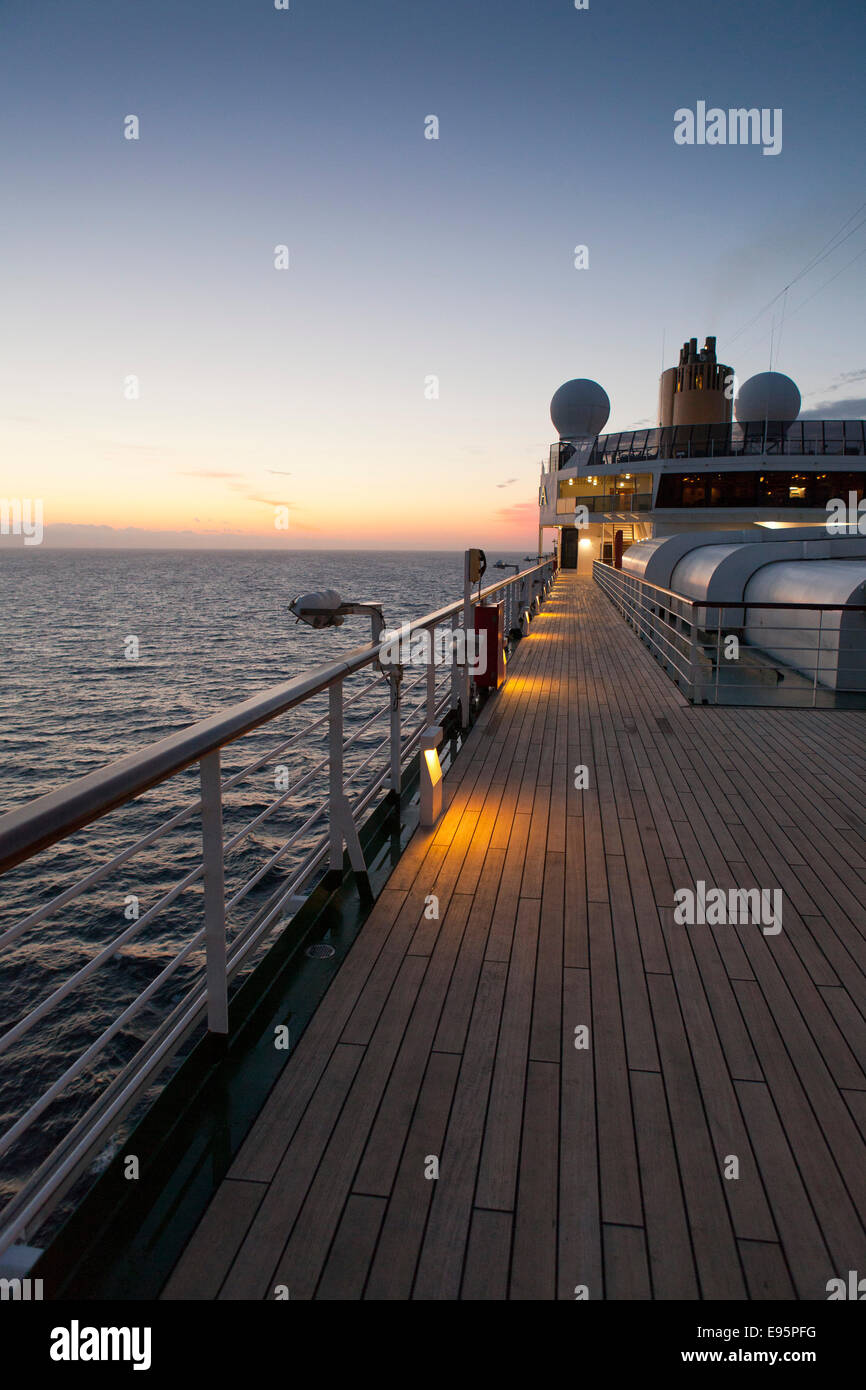 Deck view ship arcadia hi-res stock photography and images - Alamy