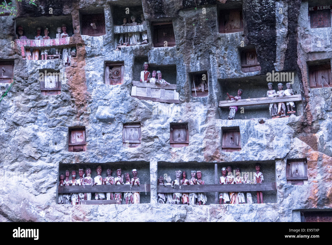 famous tau tau at lemo sulawesi indonesia Stock Photo - Alamy