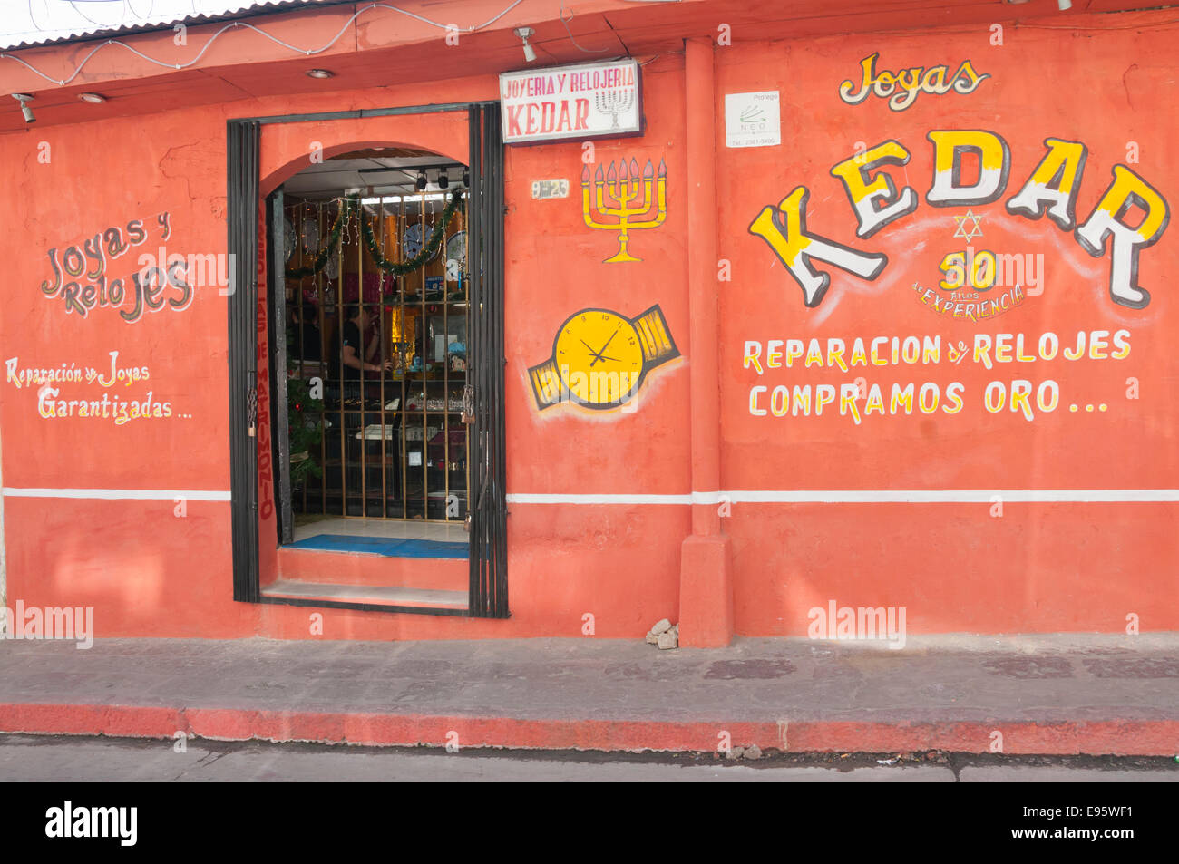 Jewish shop hi-res stock photography and images - Alamy