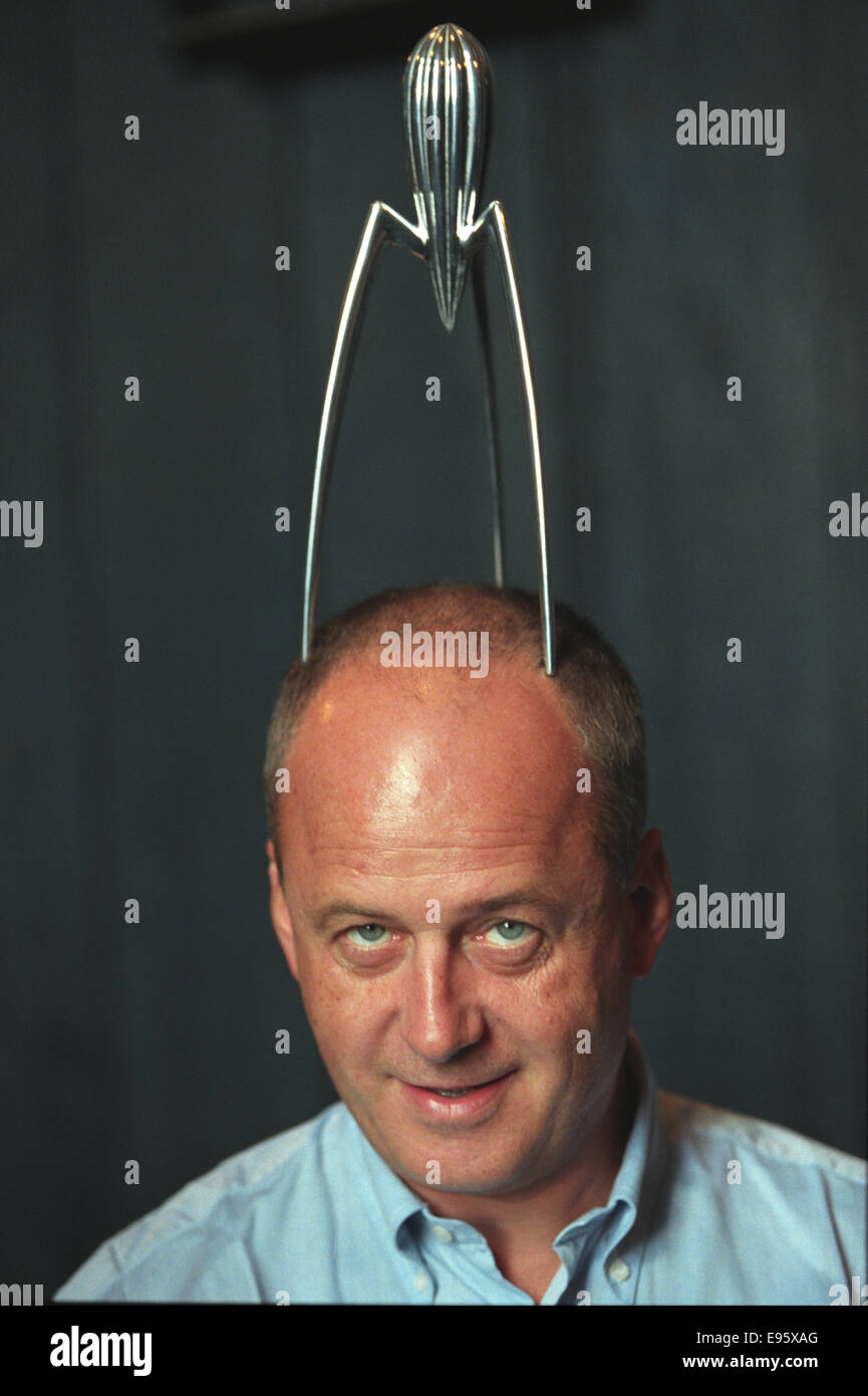 Alberto Alessi Logo Hype&Hyper