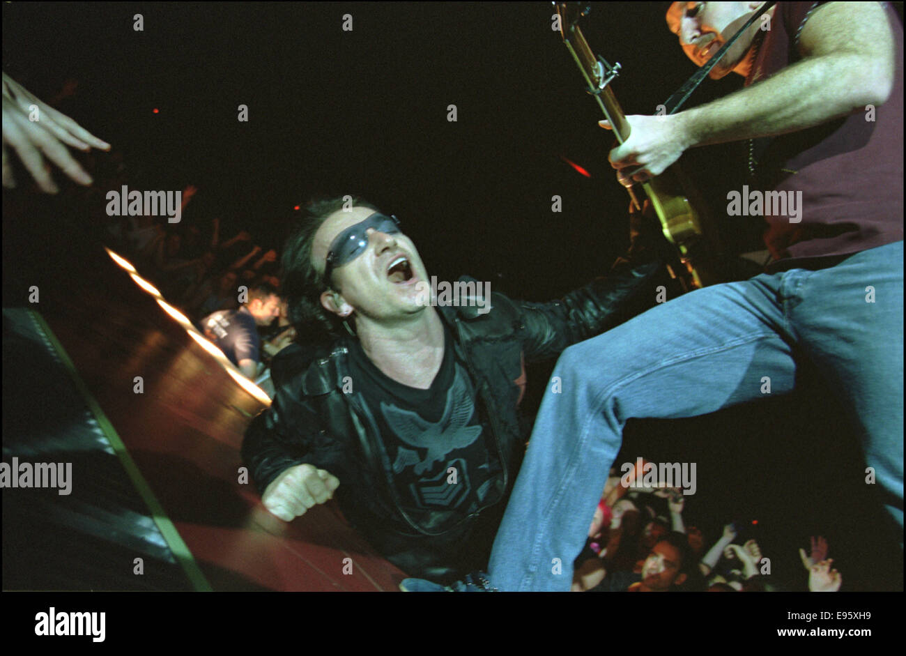 Bono singer irish rock band hi-res stock photography and images - Alamy