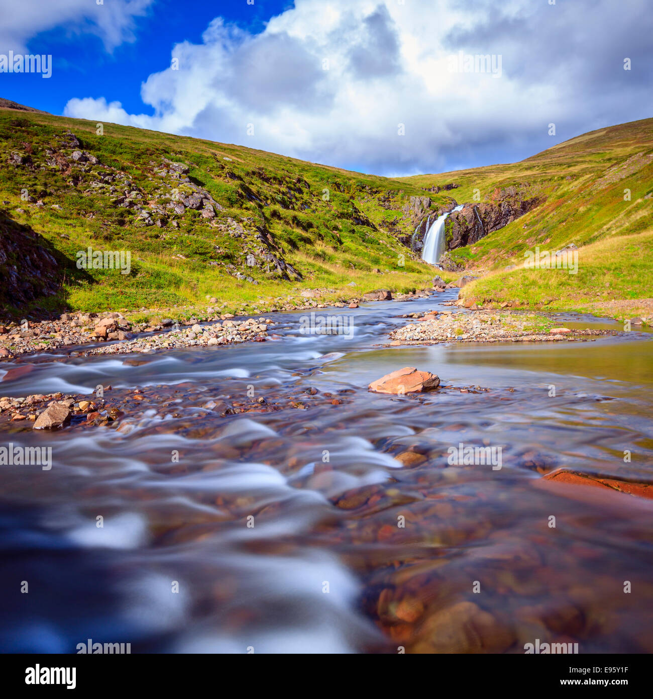 Iceland river rocks hi-res stock photography and images - Alamy