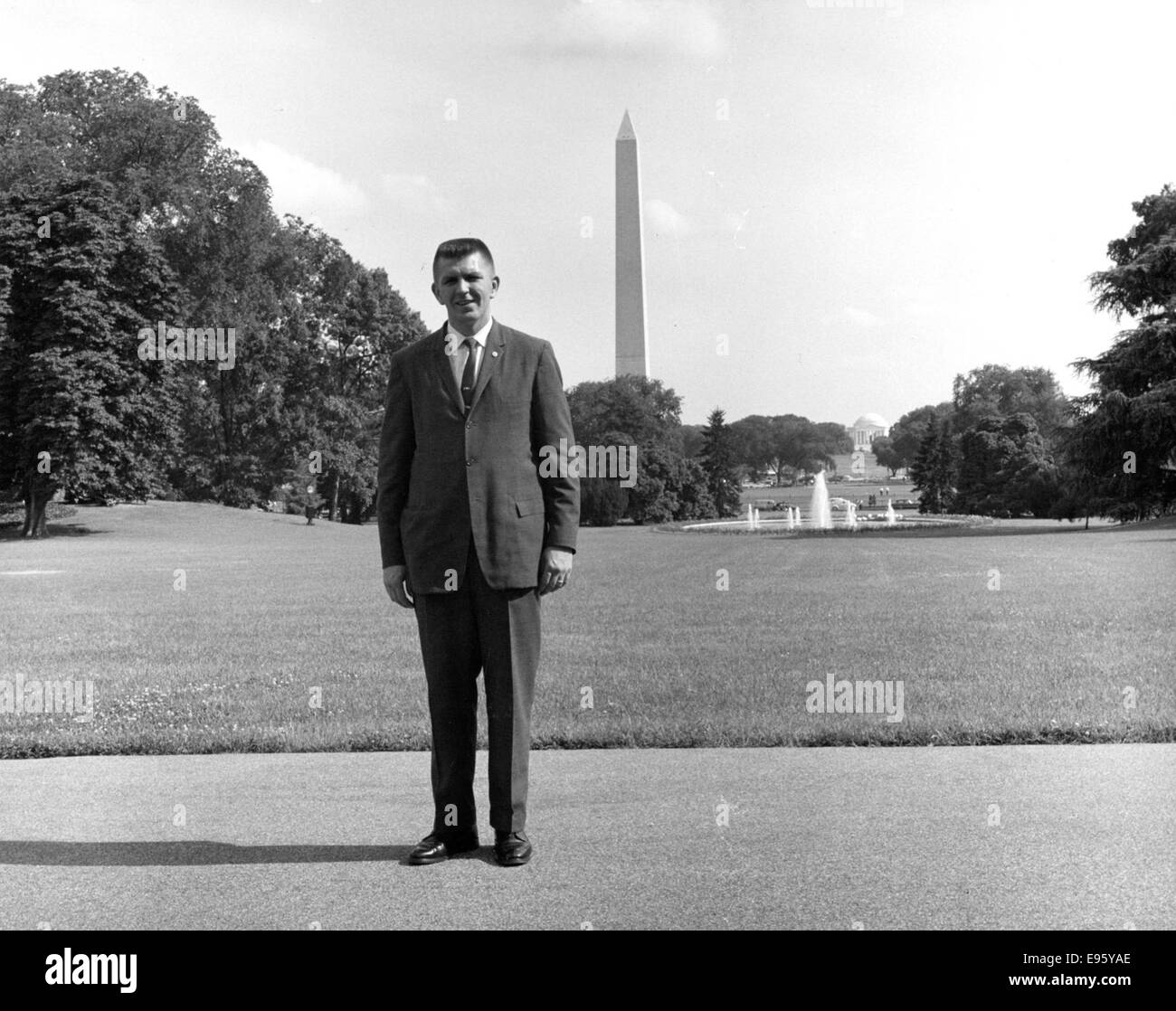 White house grounds Black and White Stock Photos & Images - Alamy