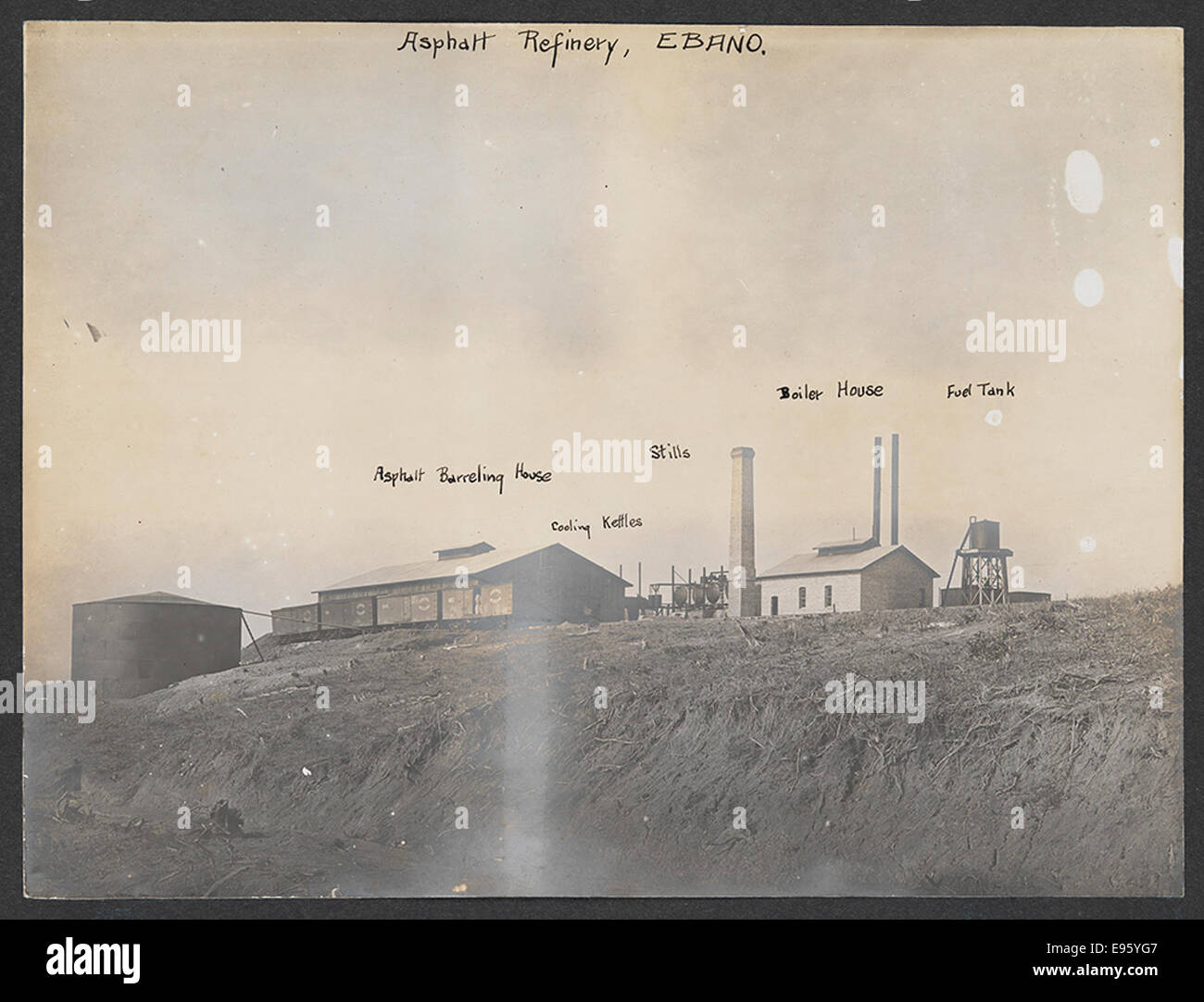 This photograph shows an asphalt refinery in Ebano, Mexico, part of the ...