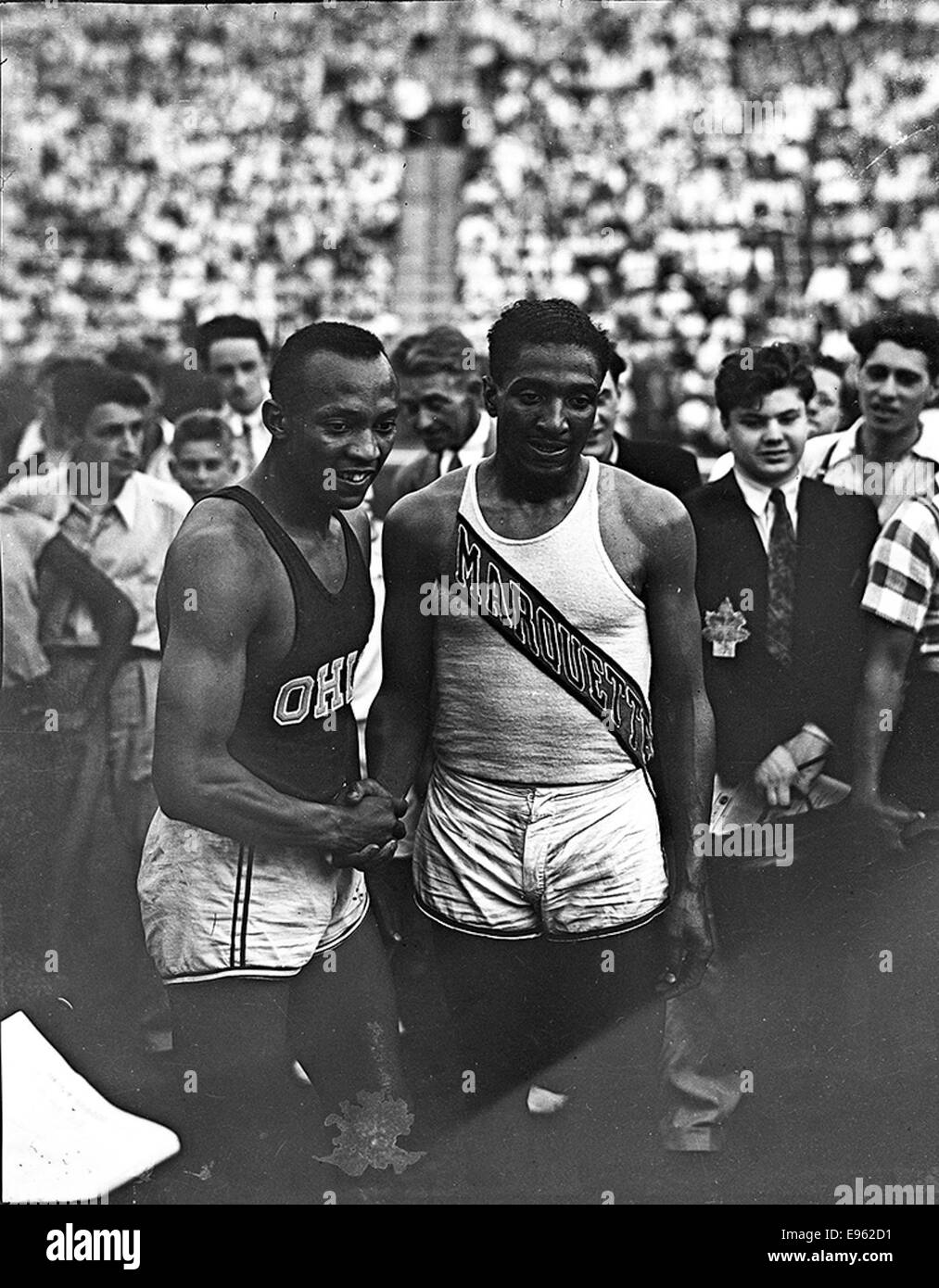 Jesse owens 1936 olympics hi-res stock photography and images - Alamy