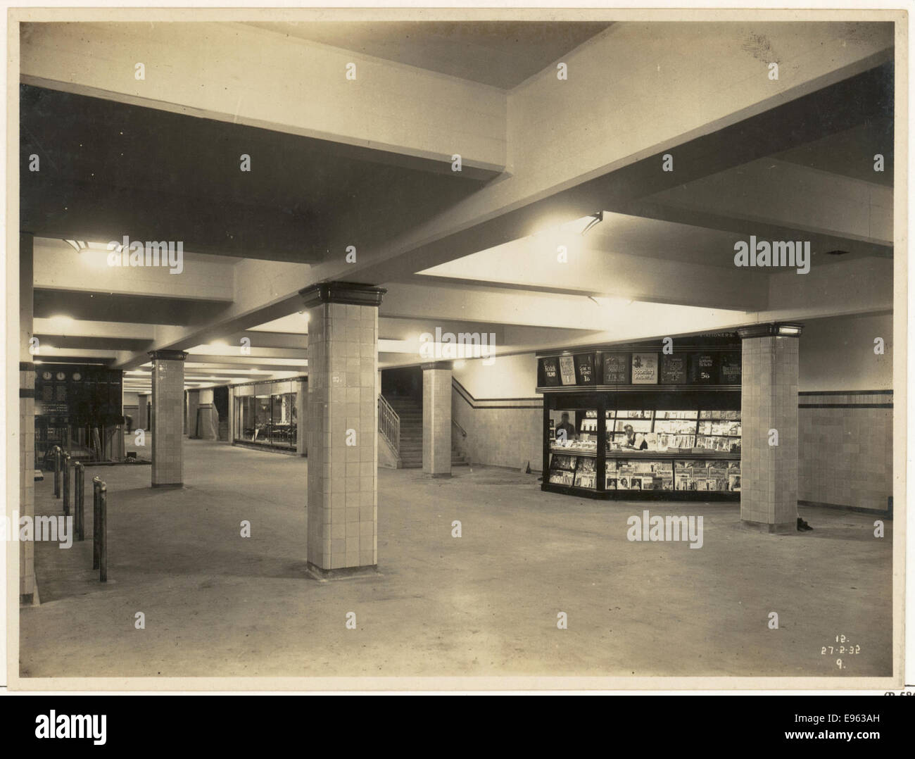 Town hall station hi-res stock photography and images - Alamy