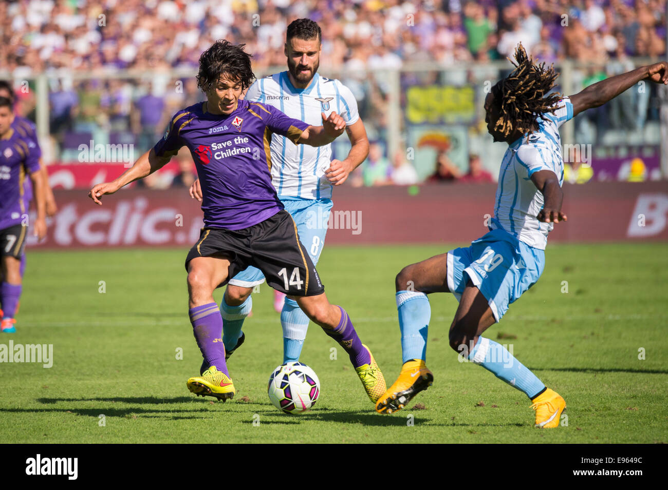 Firenze, Italy. 19th Oct, 2014. Matias Fernandez (Fiorentina), Luis ...